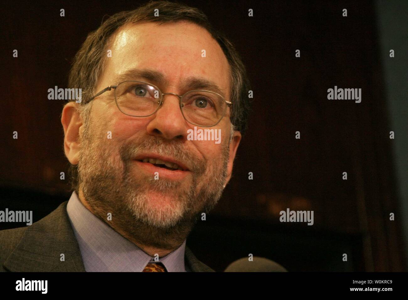 Roger evans hi-res stock photography and images - Alamy