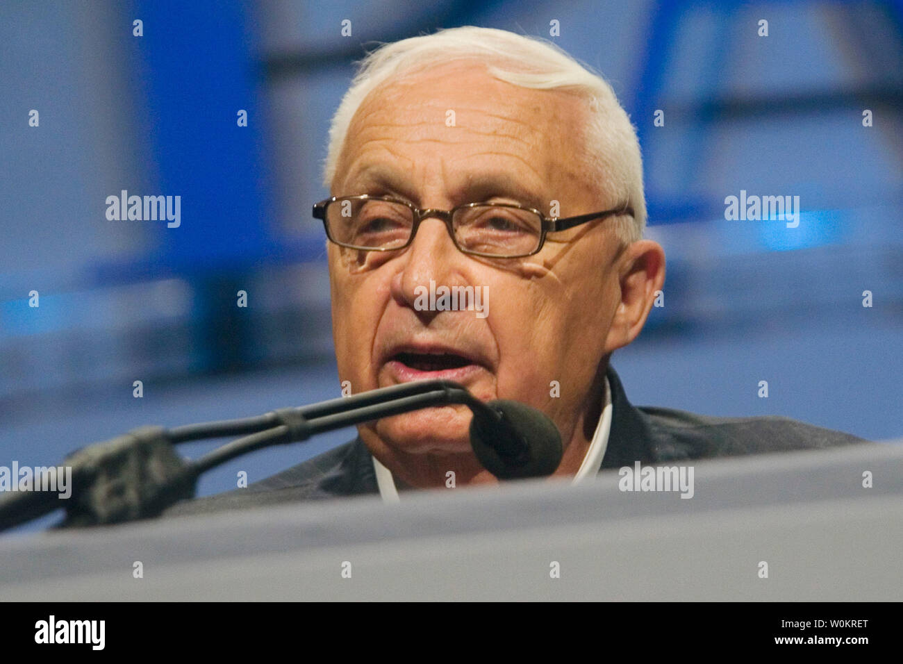 Israeli Prime Minister Ariel Sharon addresses the American Israel ...