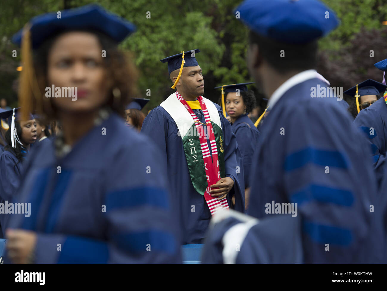 Howard university students commencement hi-res stock photography and ...