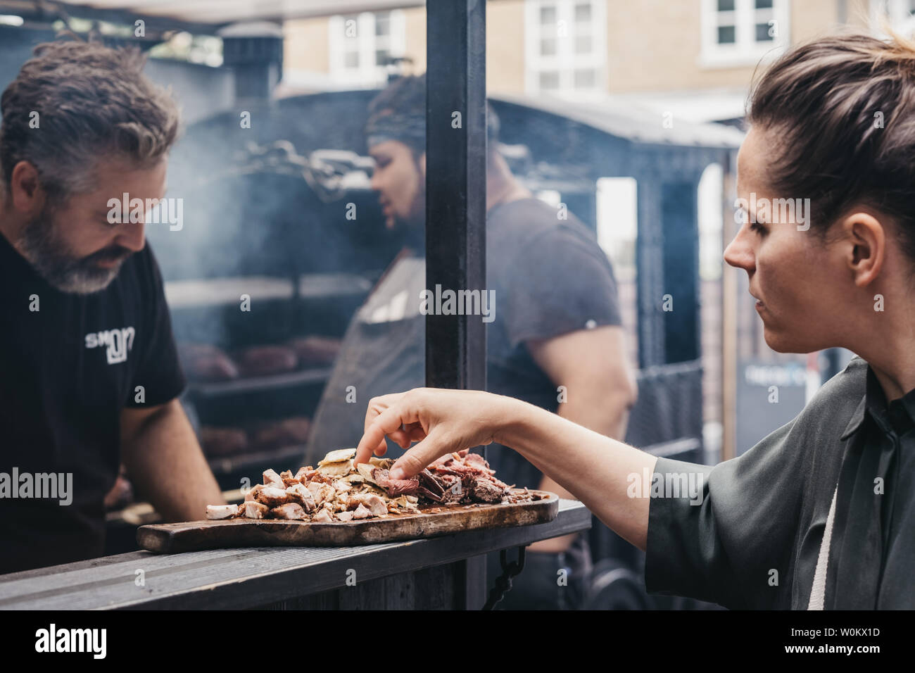 Food sampling stand hi-res stock photography and images - Alamy