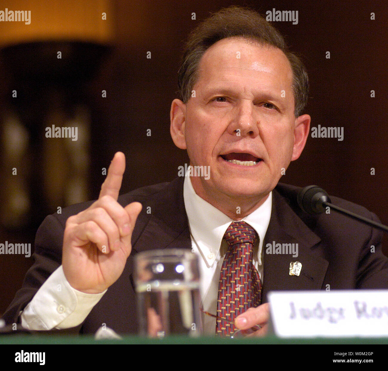 Chief justice supreme court hi-res stock photography and images - Alamy
