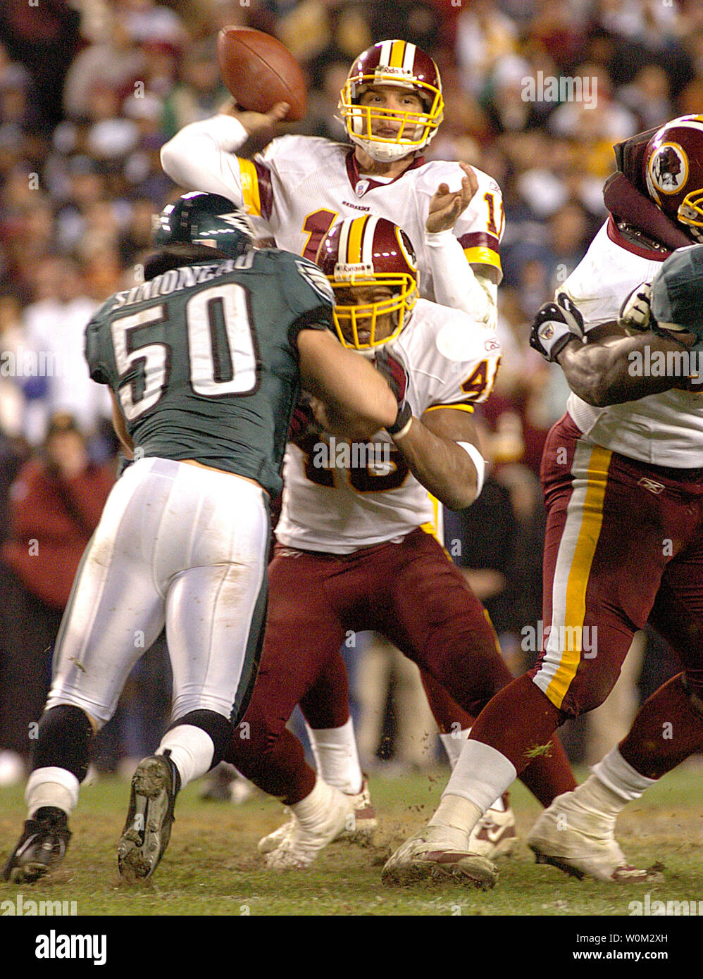 Washington Redskins quarterback Patrick Ramsey passes in the 17-14 loss ...