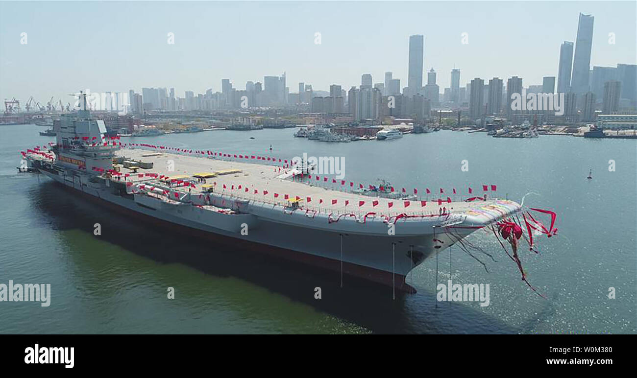 Dalian shipbuilding industry hi-res stock photography and images - Alamy