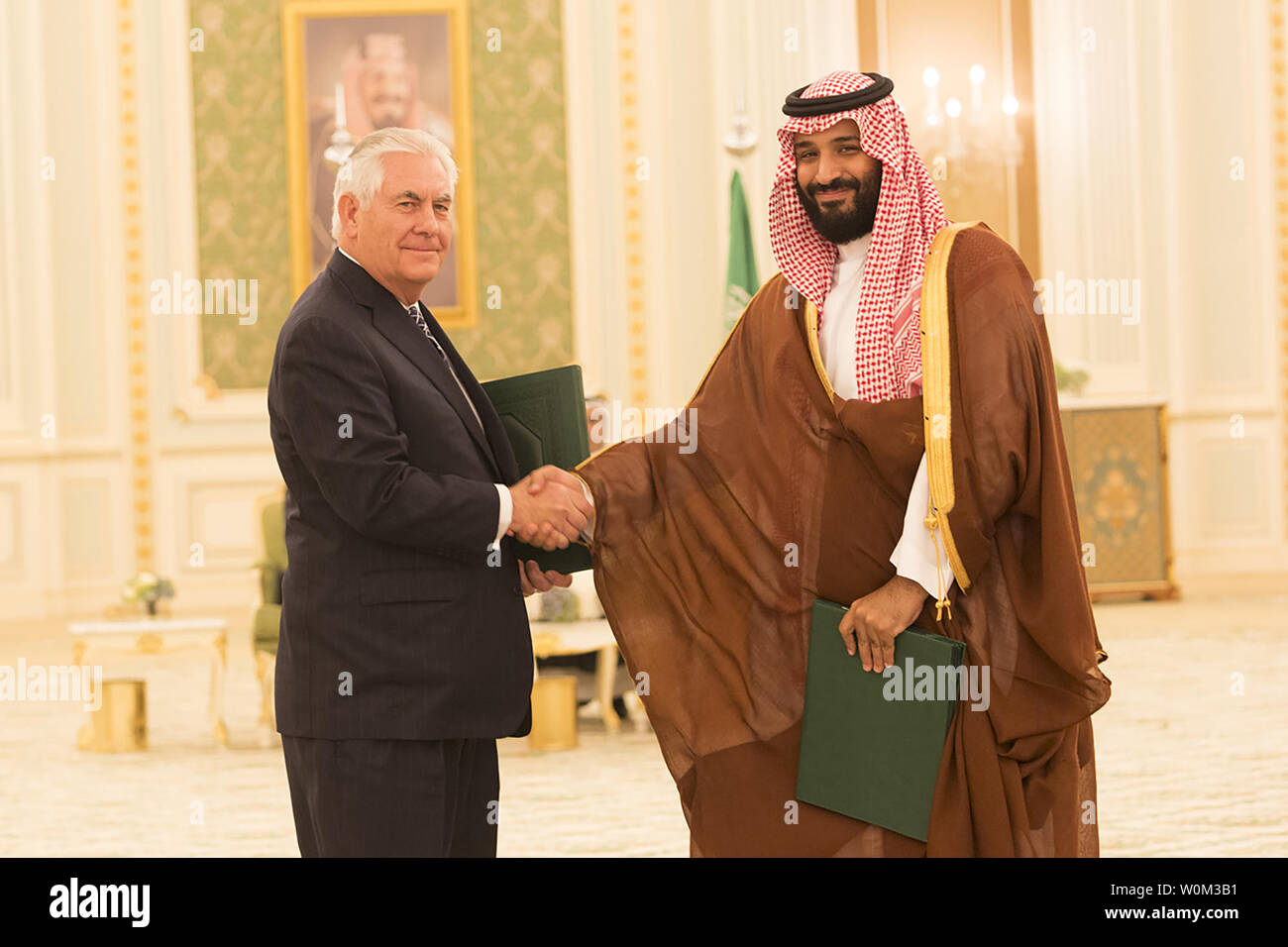 Princess Reem Alwaleed Bin Talal Shaking Arabia