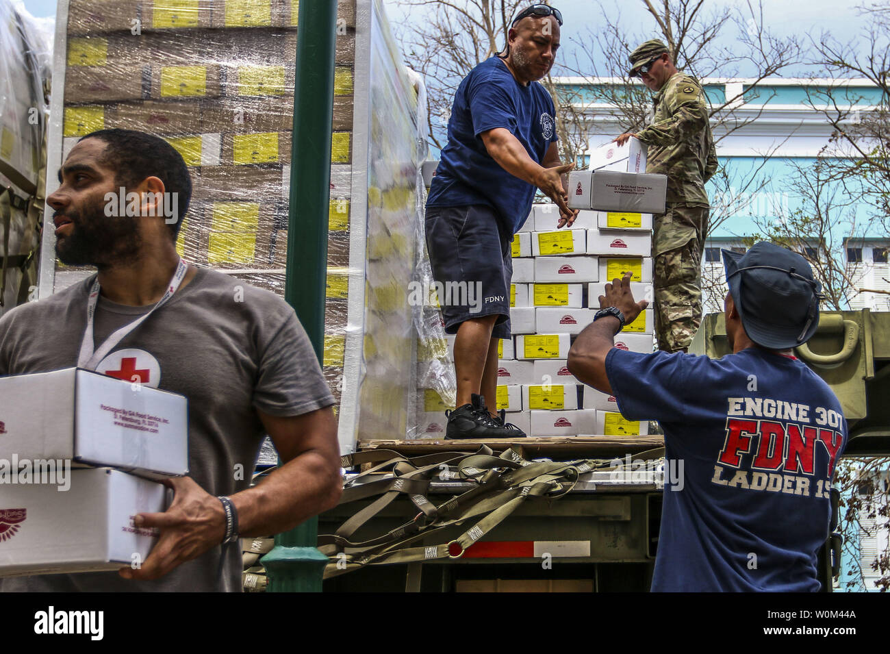 Puerto rico police hi-res stock photography and images - Alamy