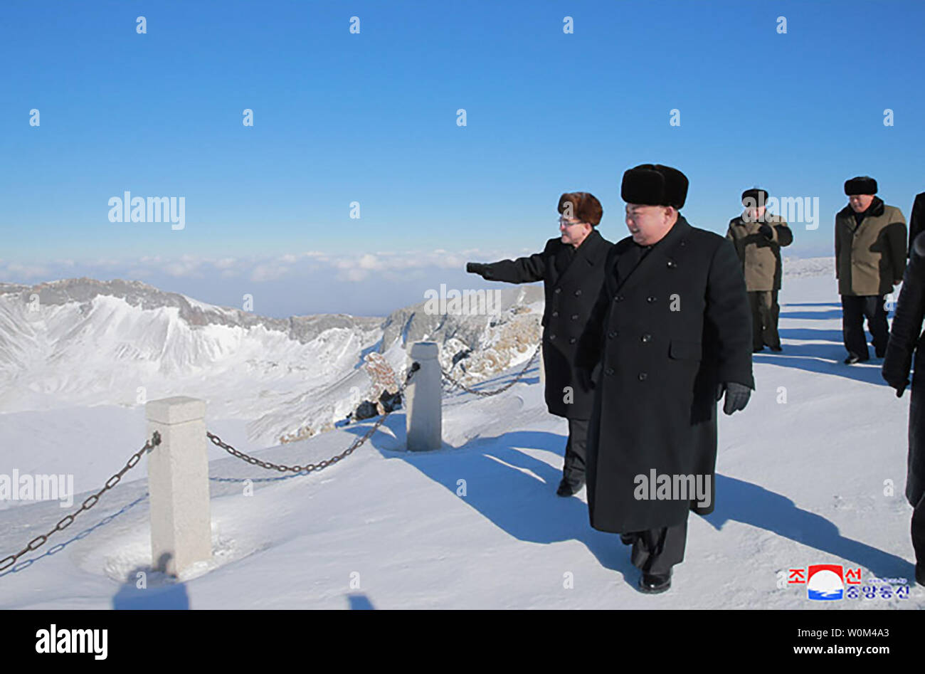 Mt paektu korea hi-res stock photography and images - Alamy