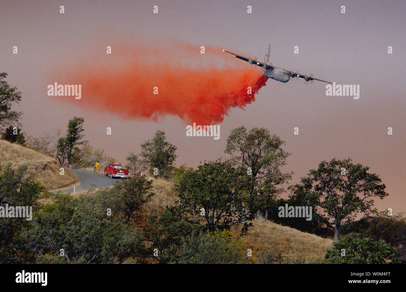 Modular airborne fire fighting system hi-res stock photography and ...