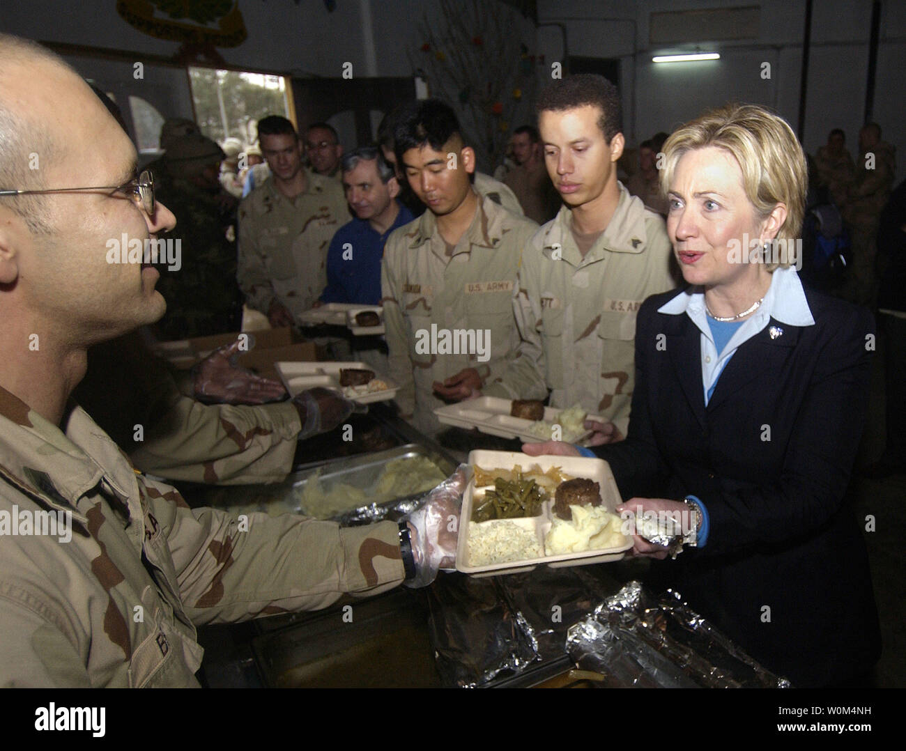 Senator Hillary Rodham Clinton (D-NY) is served lunch at an Army dining ...