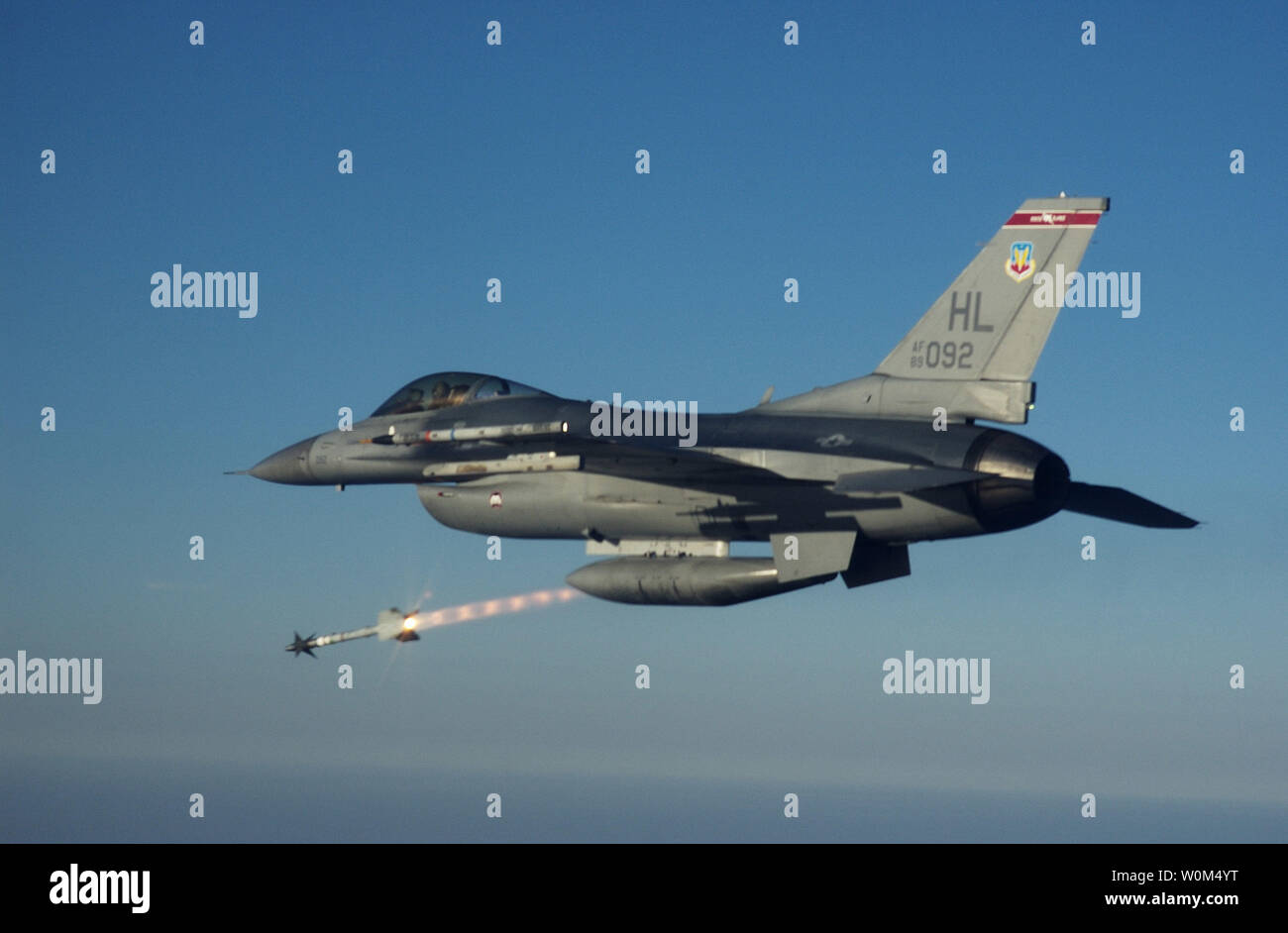 Aim 120 amraam missile hi-res stock photography and images - Alamy