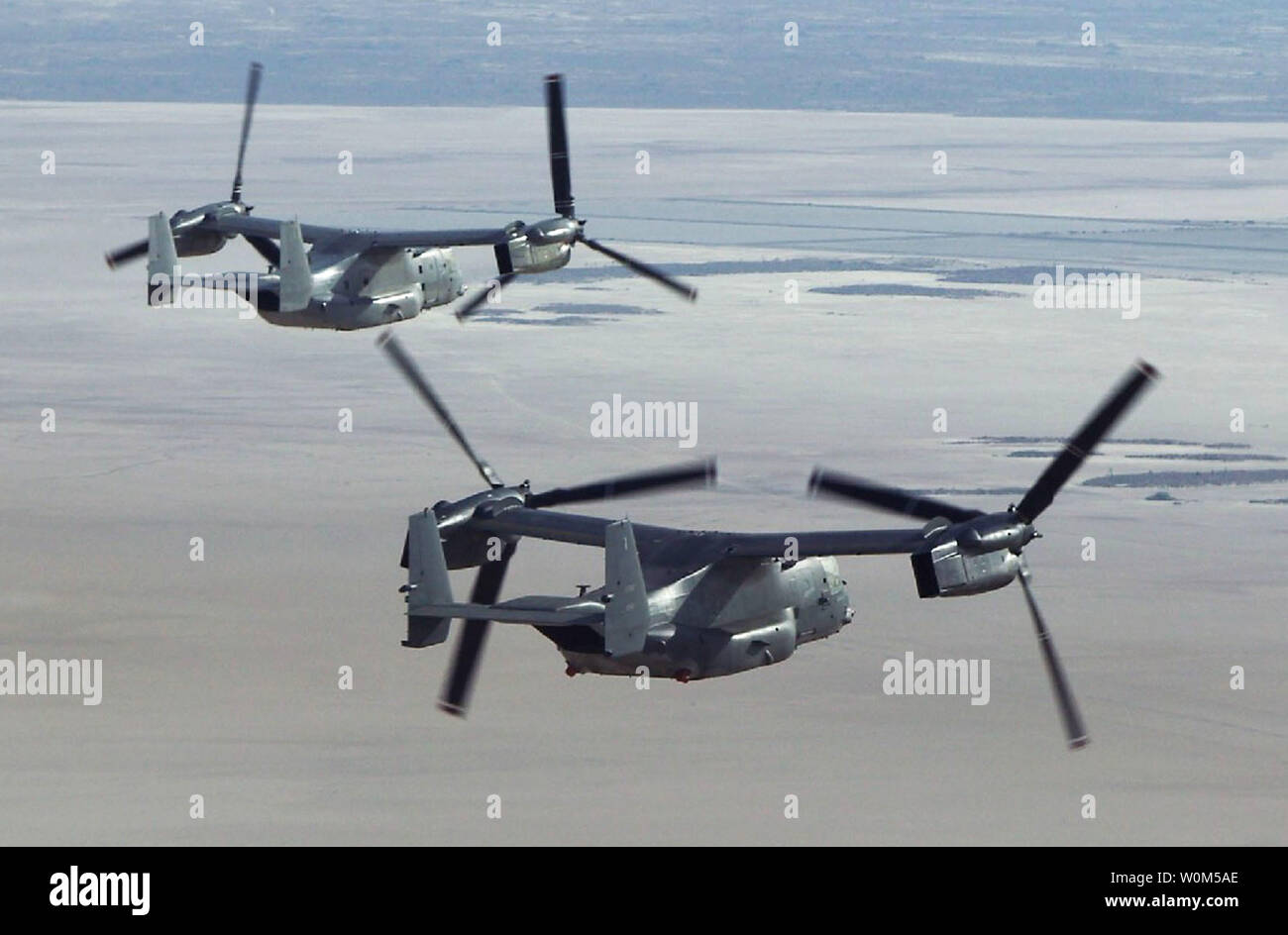 Terrain following radar hi-res stock photography and images - Alamy