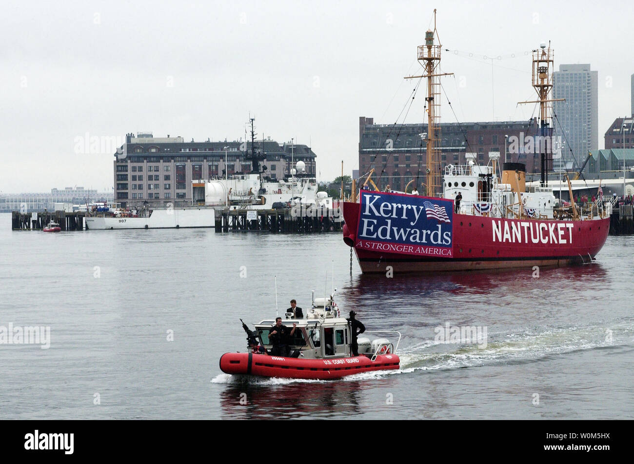 Massachusetts environmental police hi-res stock photography and images ...