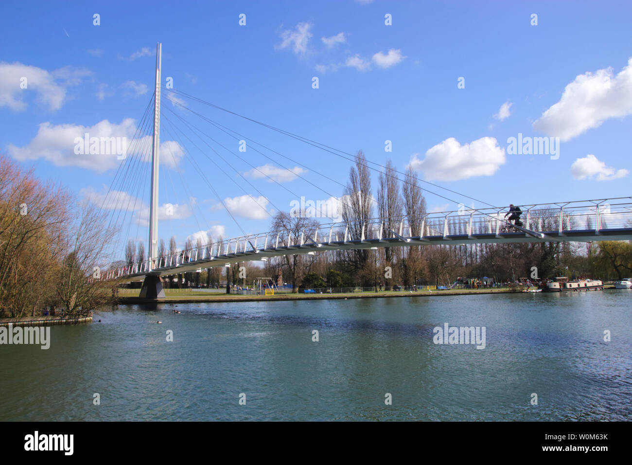 Christchurch Bridge over River Thames Reading Berkshire Stock Photo - Alamy