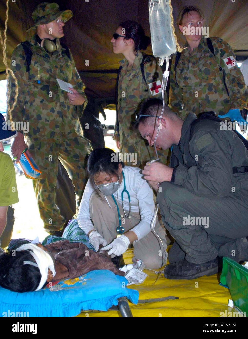 U s navy chief hospital corpsman hi-res stock photography and images ...