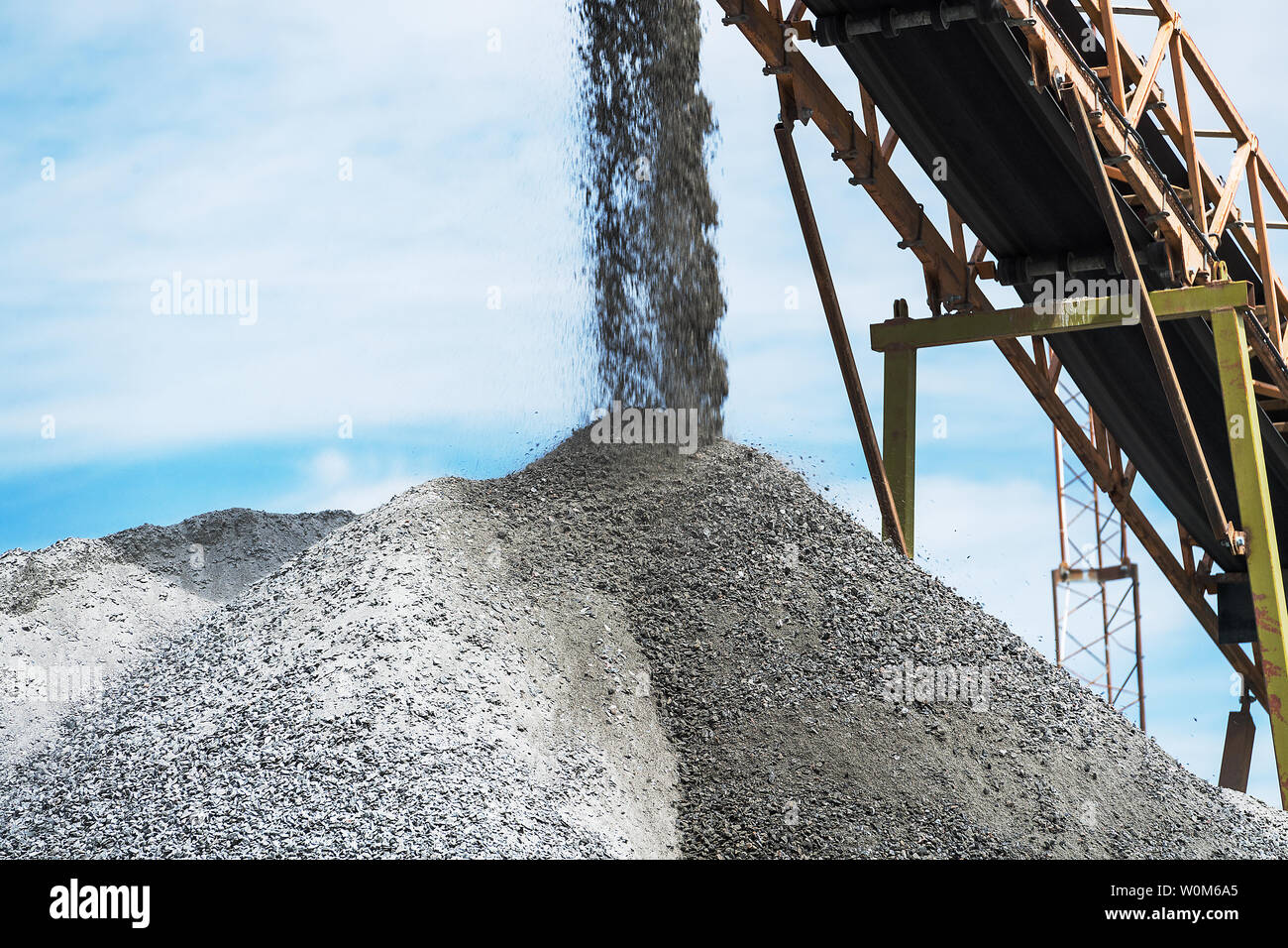 Gravel machine hi-res stock photography and images - Alamy