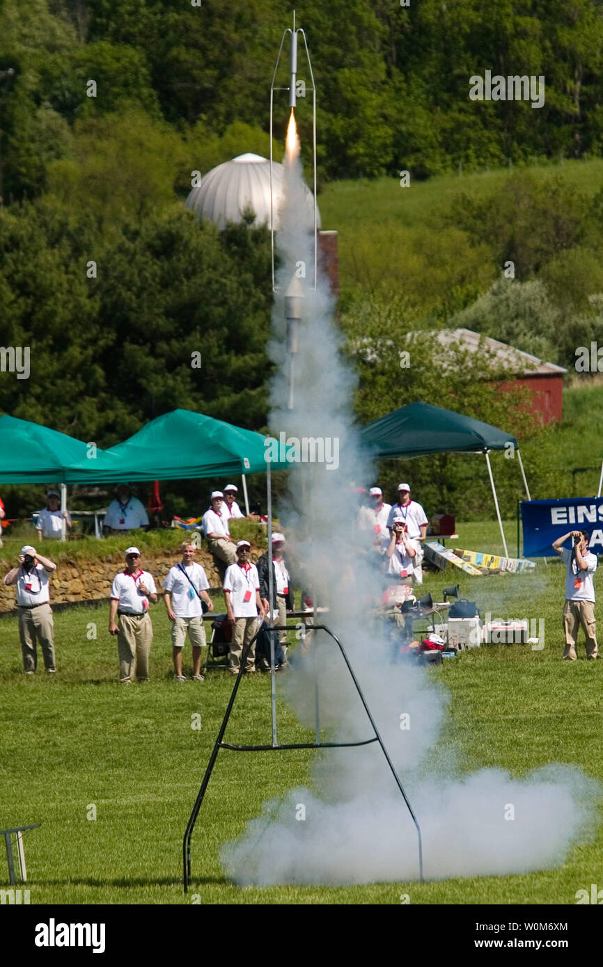 Team america rocketry challenge hi-res stock photography and images - Alamy