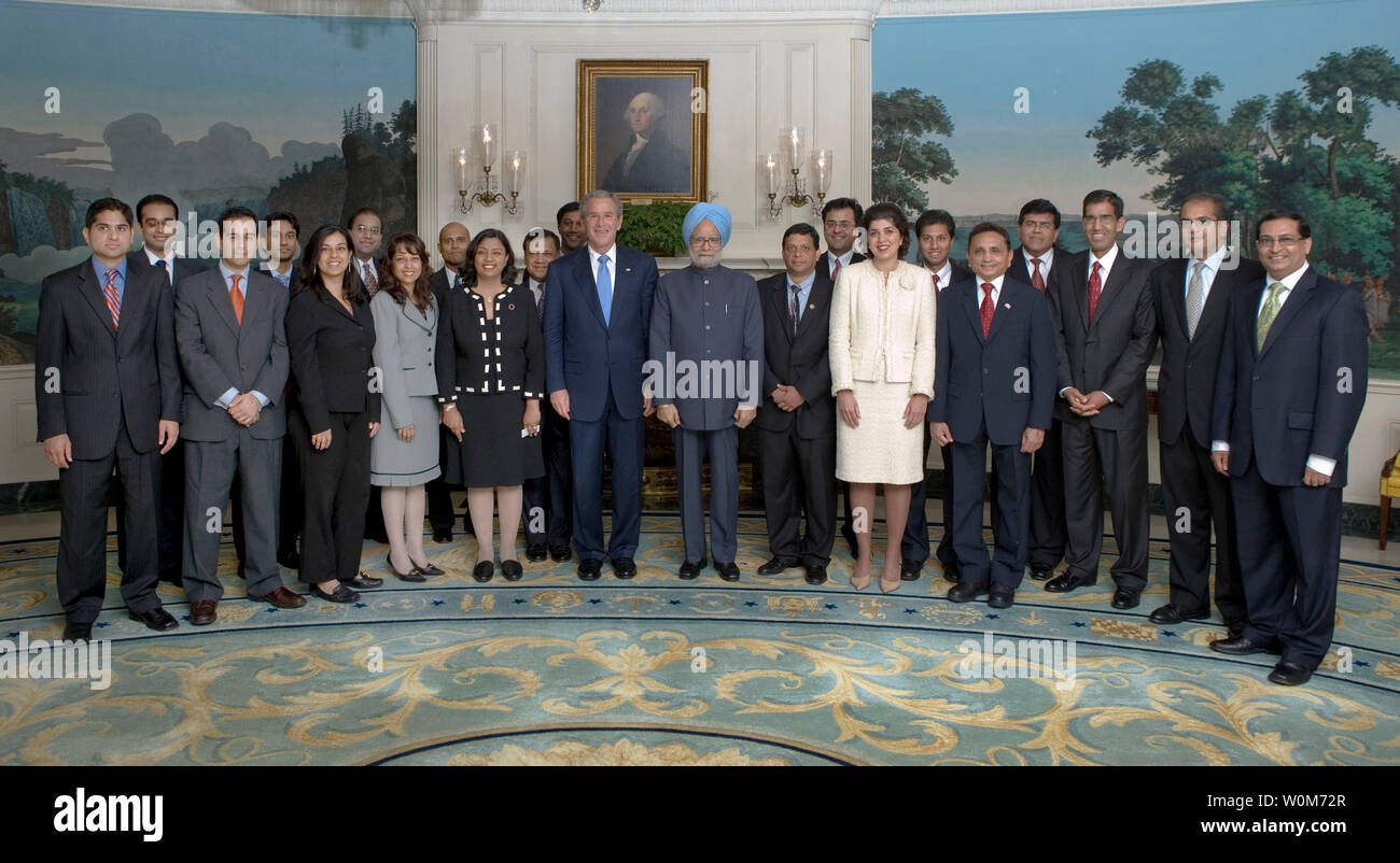 Manmohan singh george bush hi-res stock photography and images - Alamy