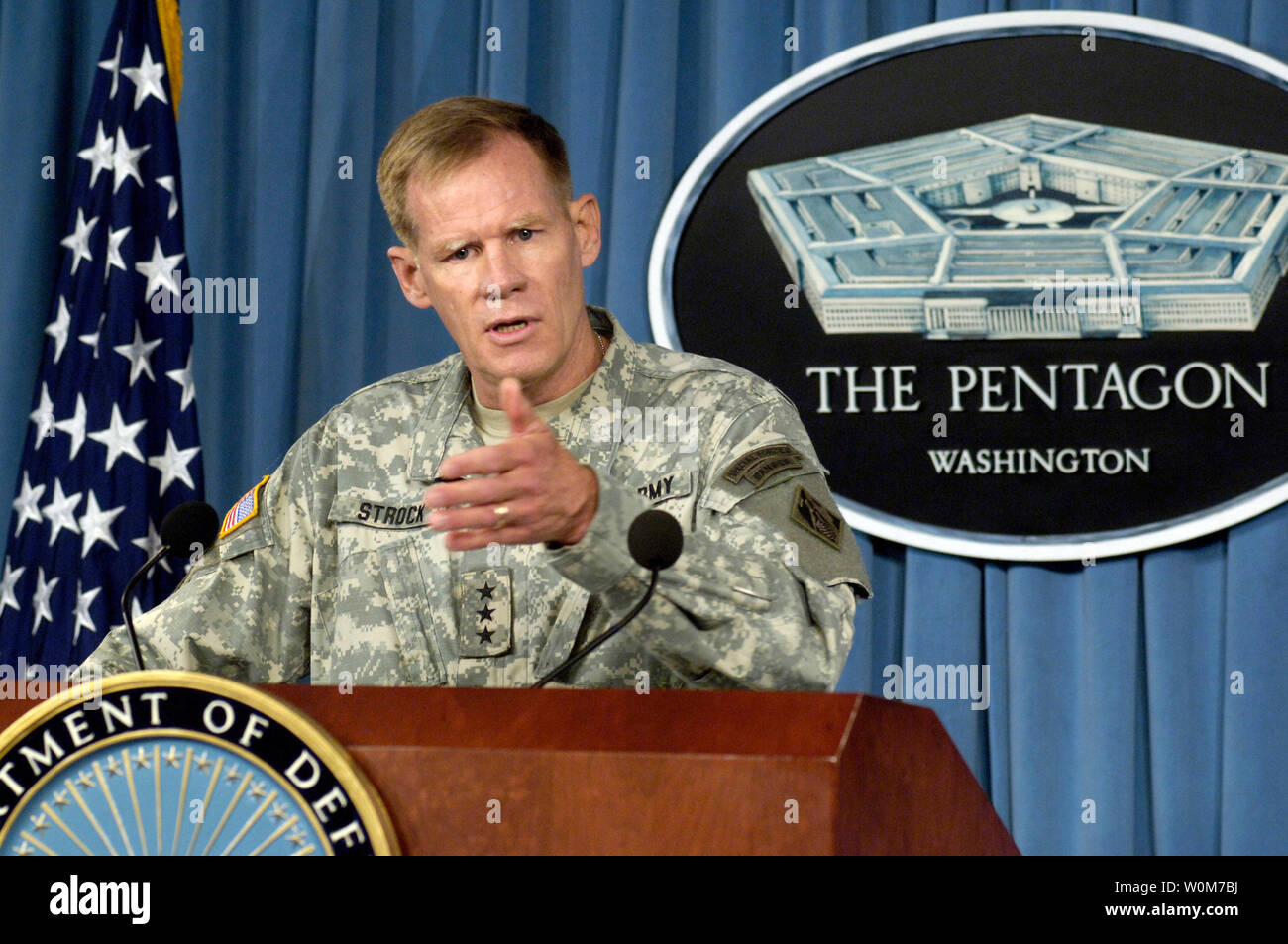 Commander joint force support hi-res stock photography and images - Alamy