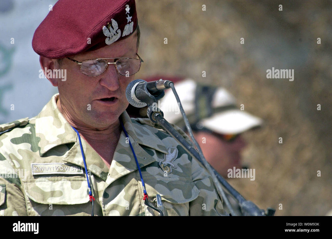 Army camp echo hi-res stock photography and images - Alamy