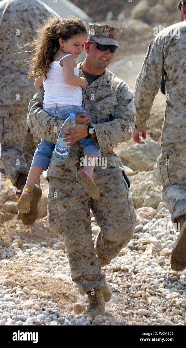 U.S. Marines assist in the evacuation of American citizens from Beirut ...