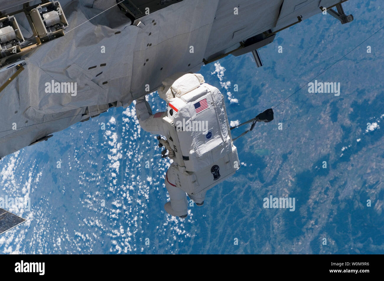 P3 p4 truss hi-res stock photography and images - Alamy