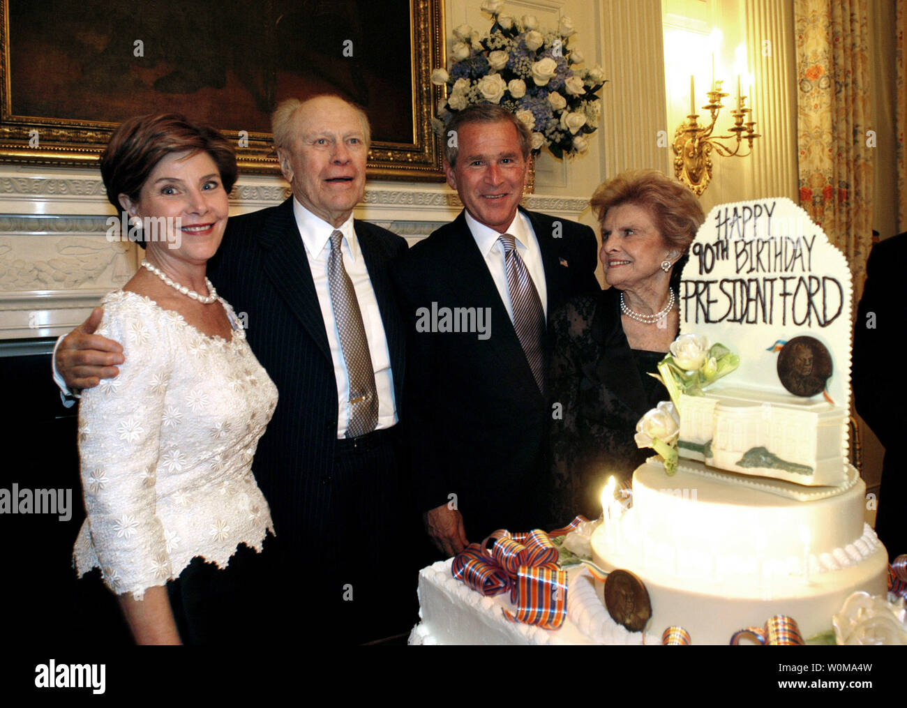 Gerald ford in 2003 hi-res stock photography and images - Alamy