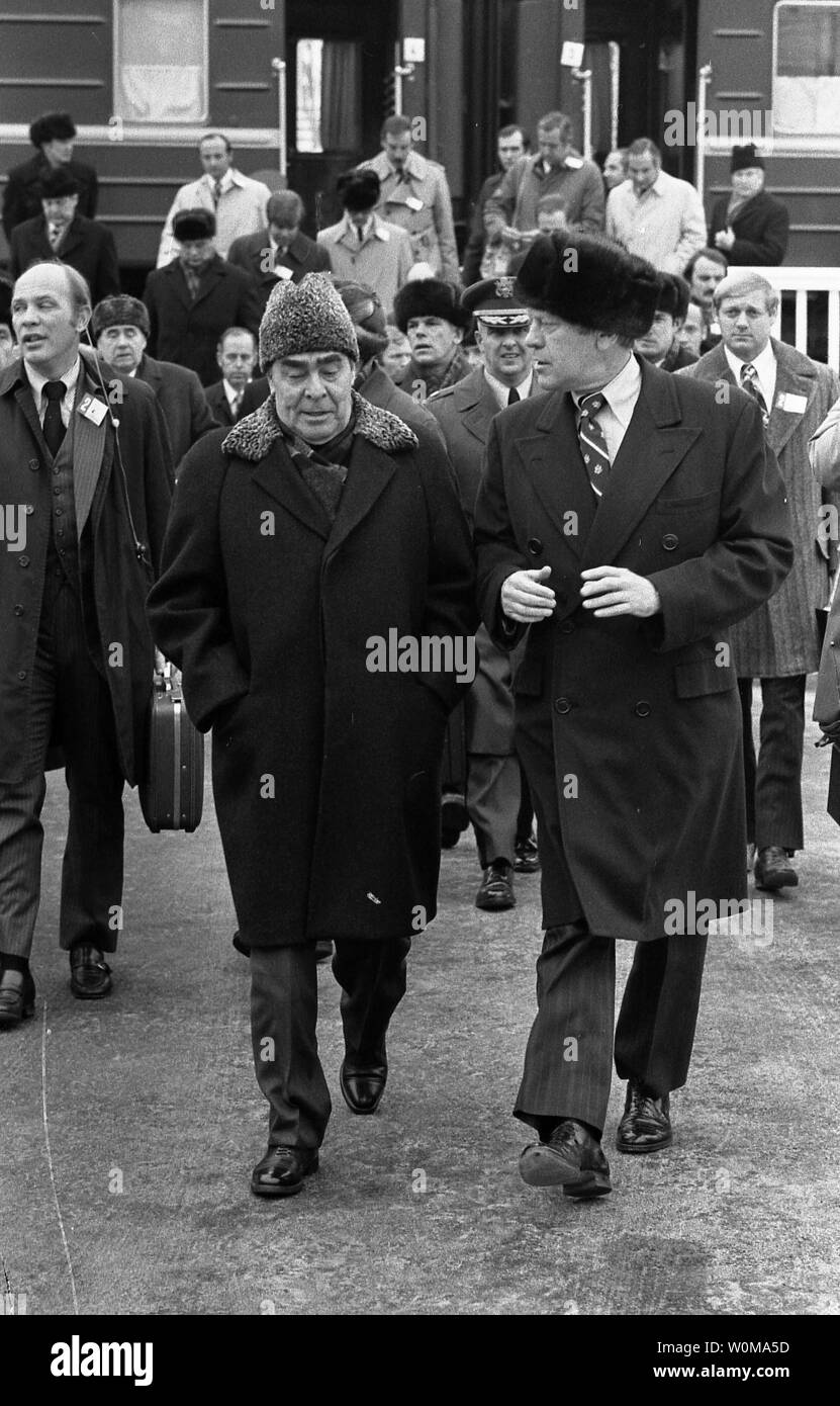 President Gerald Ford (R), shown in a November 23, 1974 file photo ...