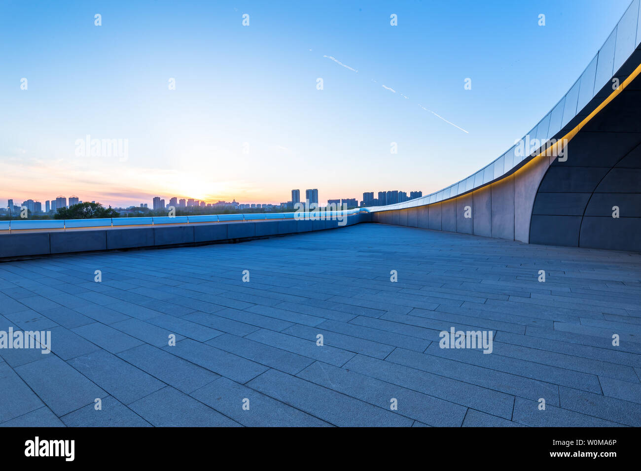 Harbin skyline hi-res stock photography and images - Alamy