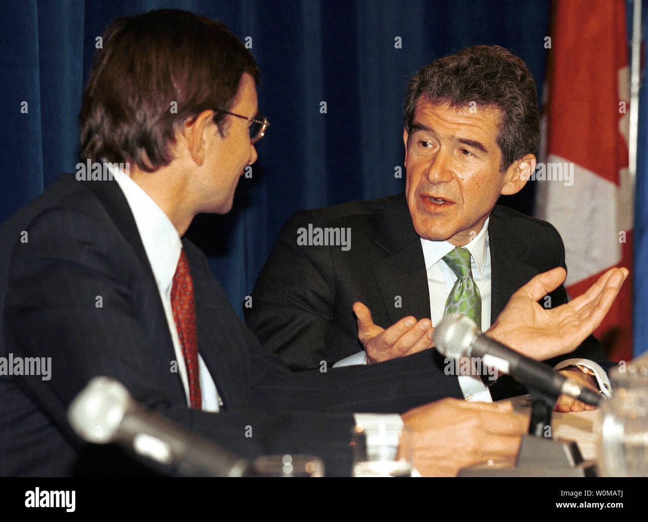 CEO of BP Lord John Browne (R), pictured in a June 13, 2000 file photo ...