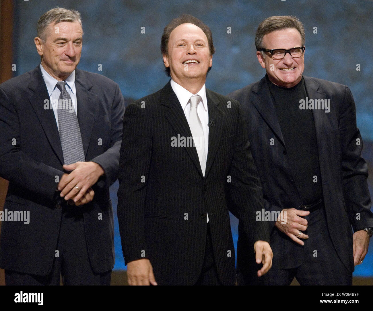 Robin williams on stage hi-res stock photography and images - Alamy