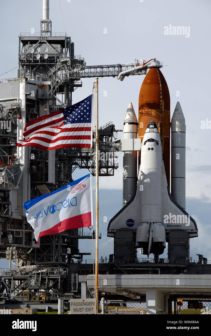 Space Shuttle Discovery is fully revealed after rollback of the ...