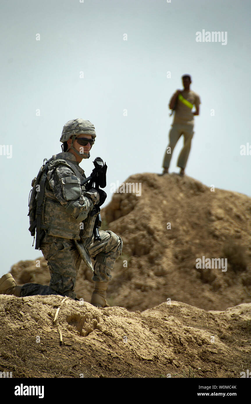4th battalion 1st field artillery regiment hi-res stock photography and ...