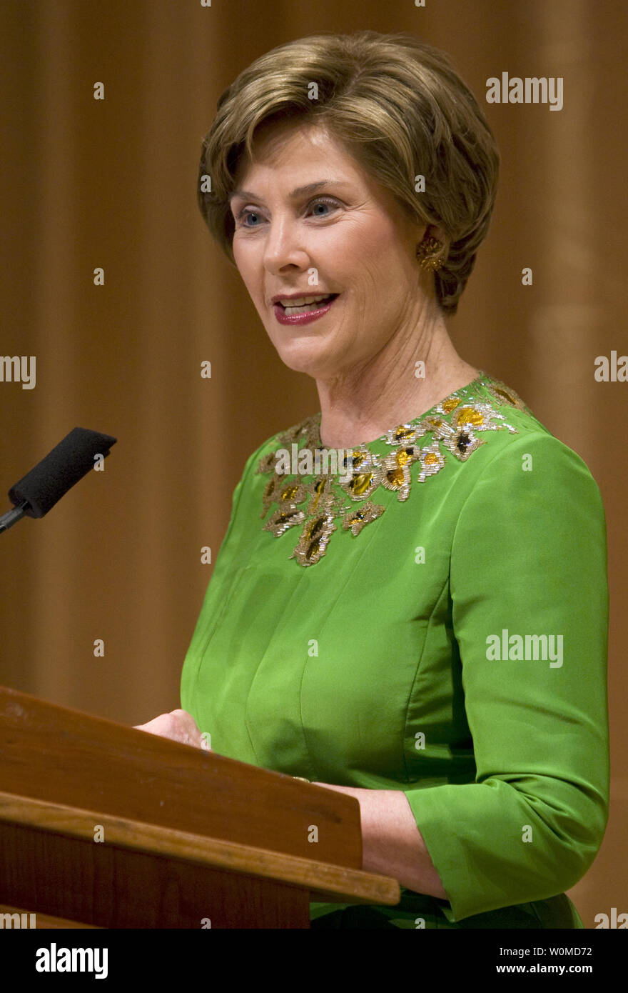 National book festival hi-res stock photography and images - Alamy