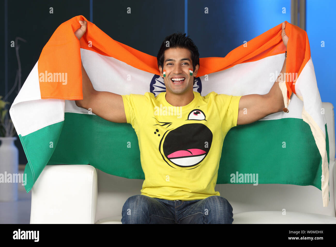 Tricolour face paint hi-res stock photography and images - Alamy