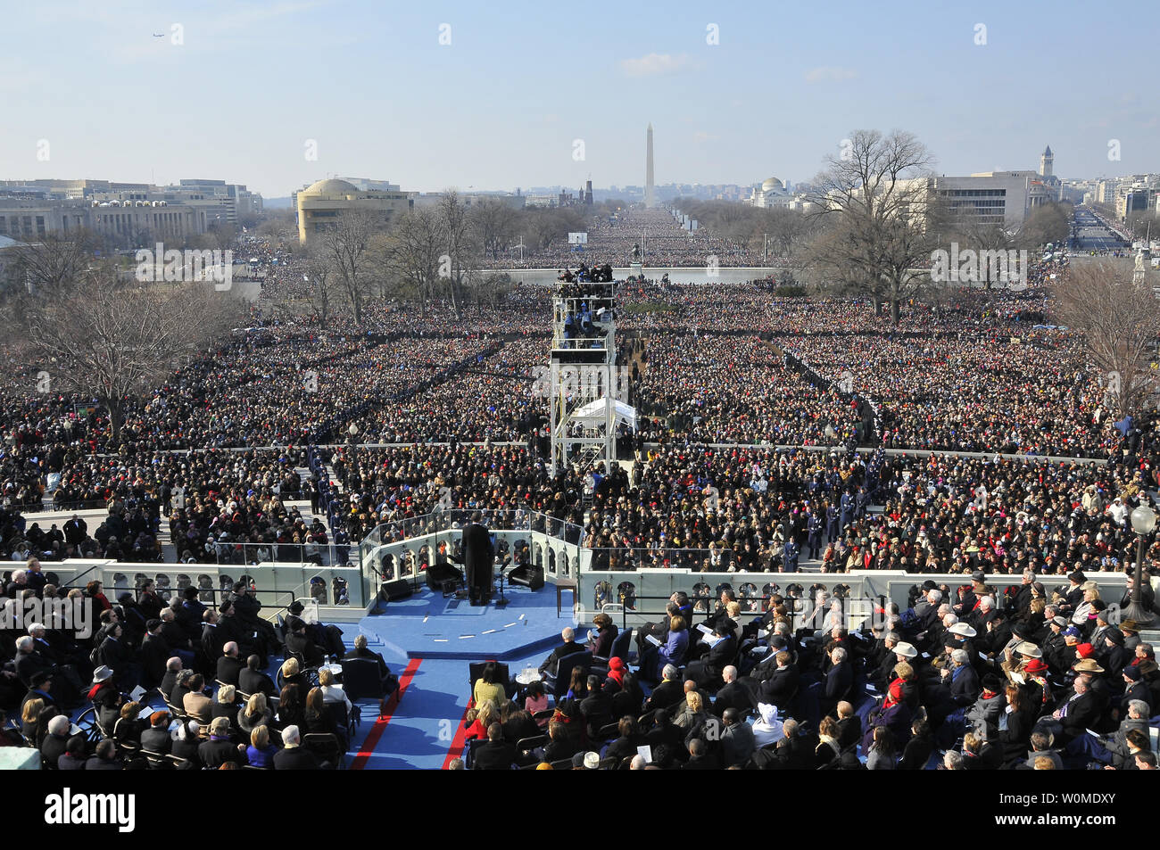 George washington inauguration oath hi-res stock photography and images ...