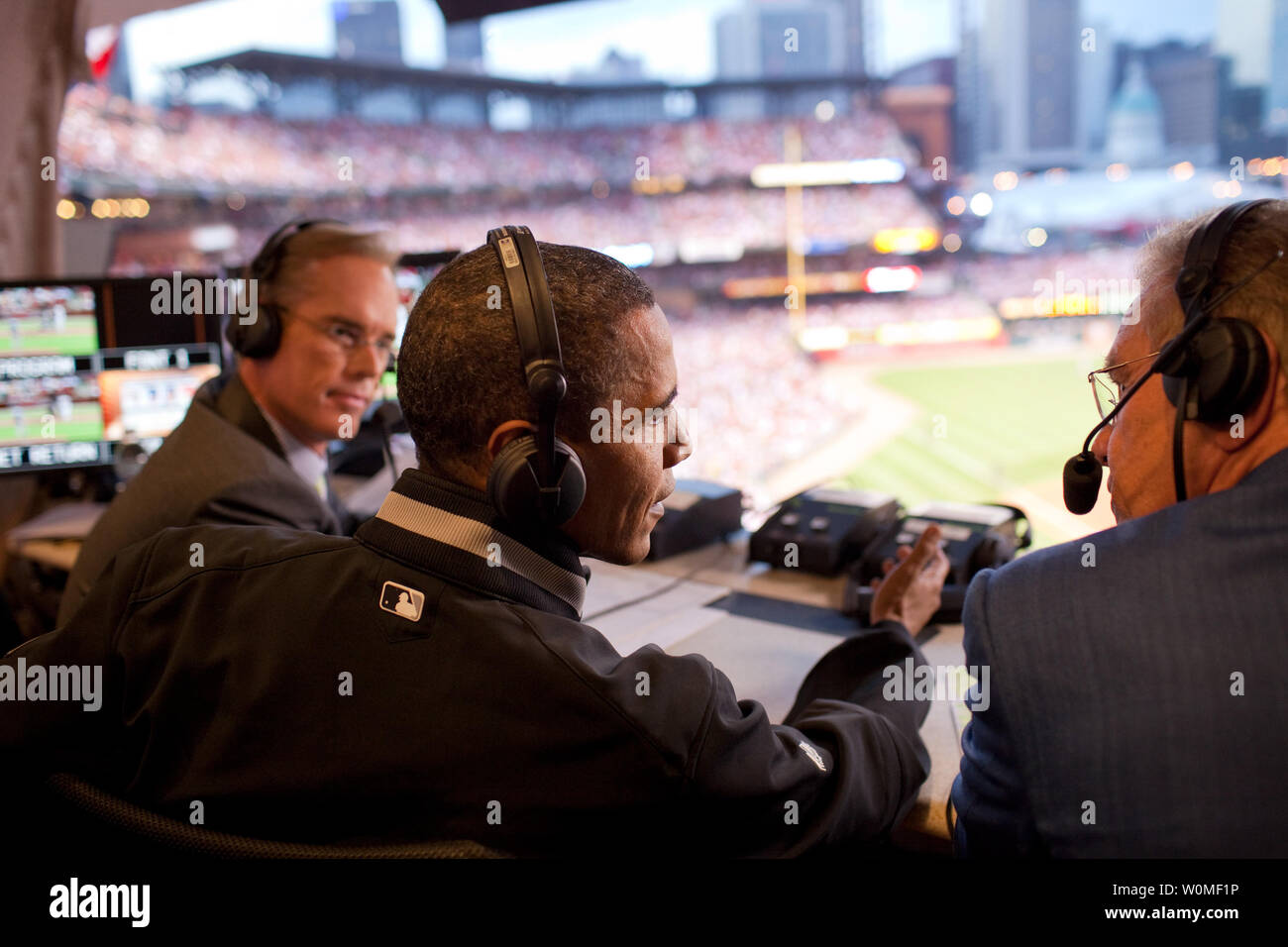 Announcers booth hi-res stock photography and images - Alamy