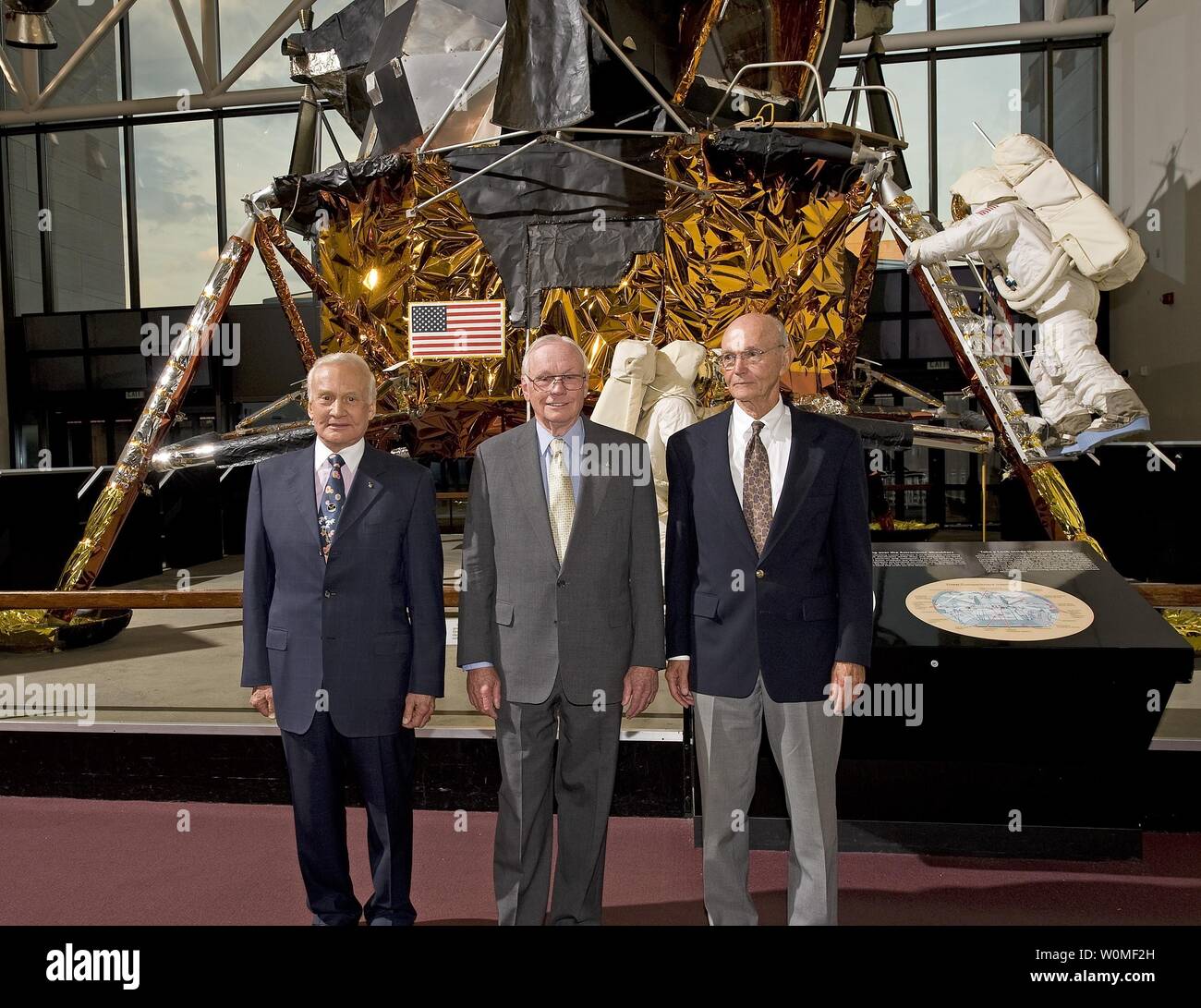The Apollo 11 crew, Buzz Aldrin (L), Neil Armstrong (R) and Michael ...
