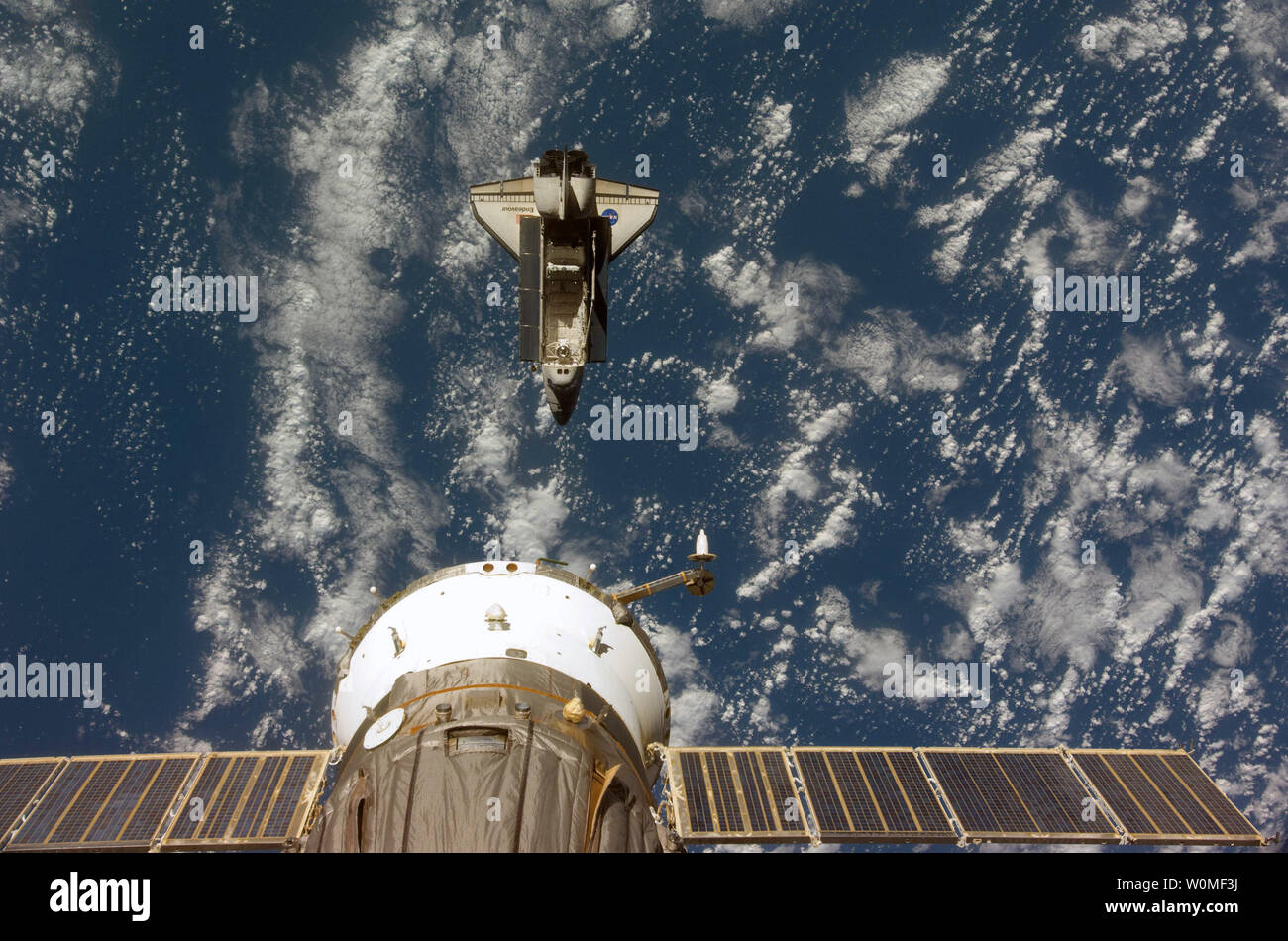 Separation from space shuttle hi-res stock photography and images - Alamy
