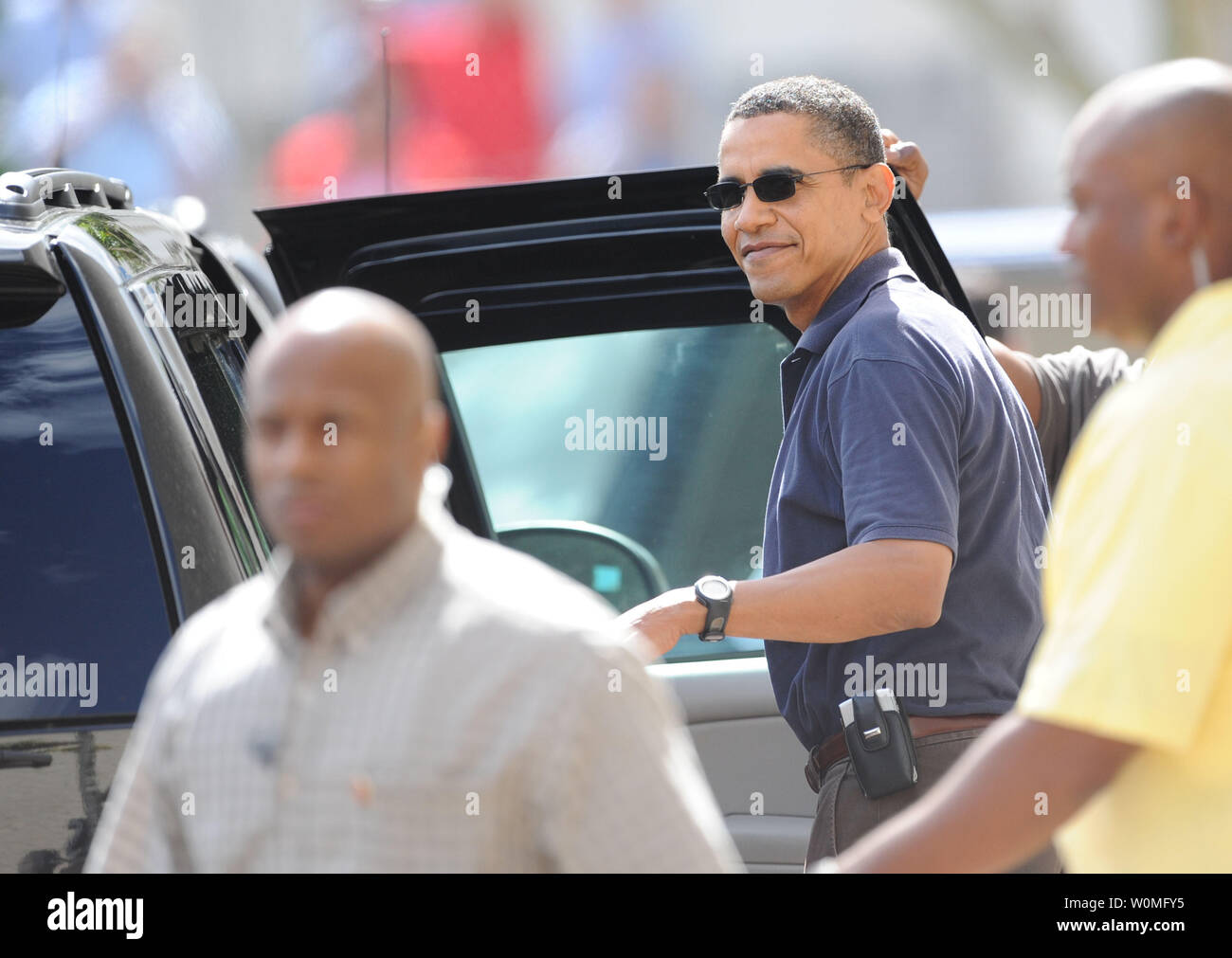 Avatar family hi-res stock photography and images - Alamy