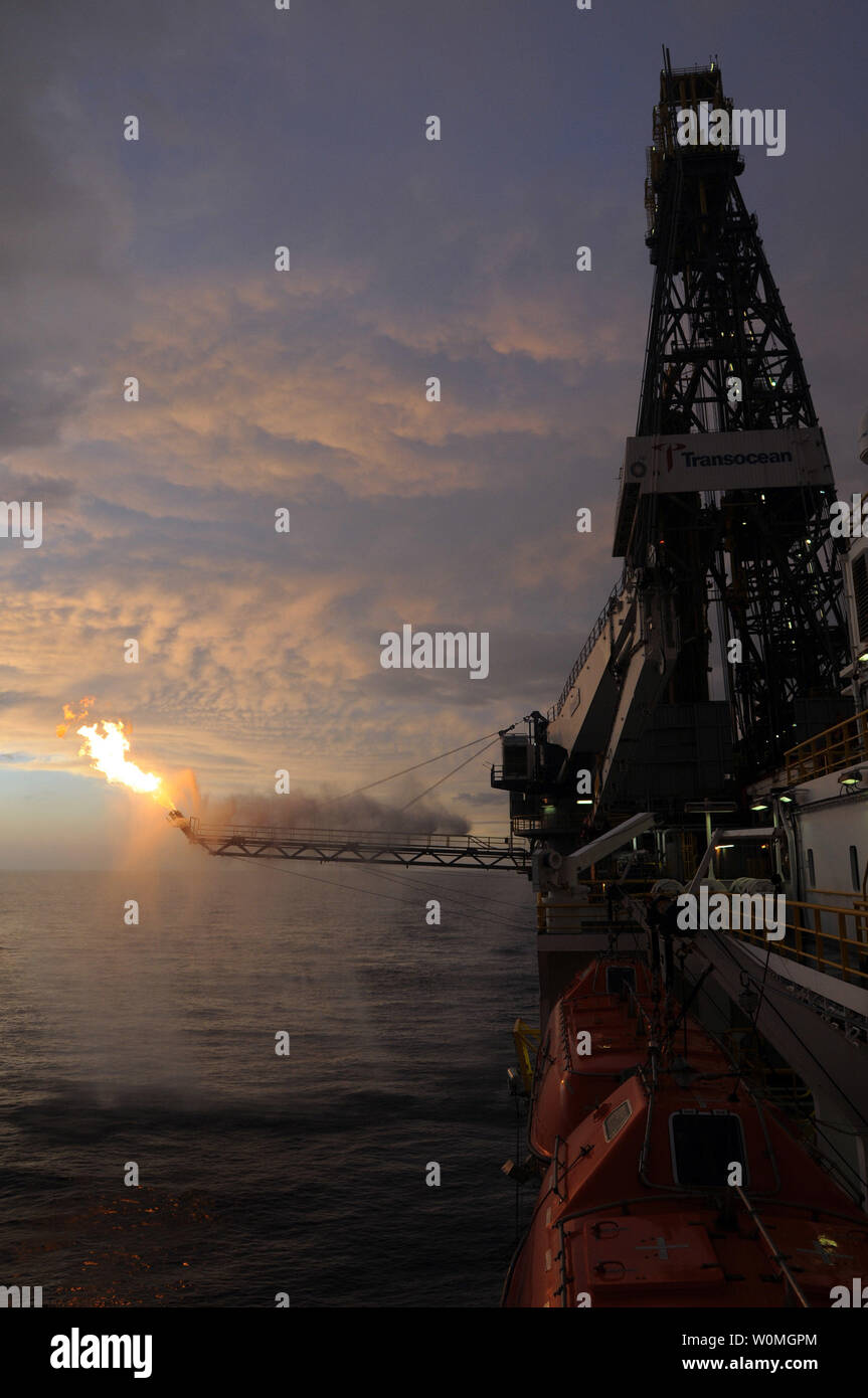 Bp deepwater horizon oil on surface hi-res stock photography and images ...