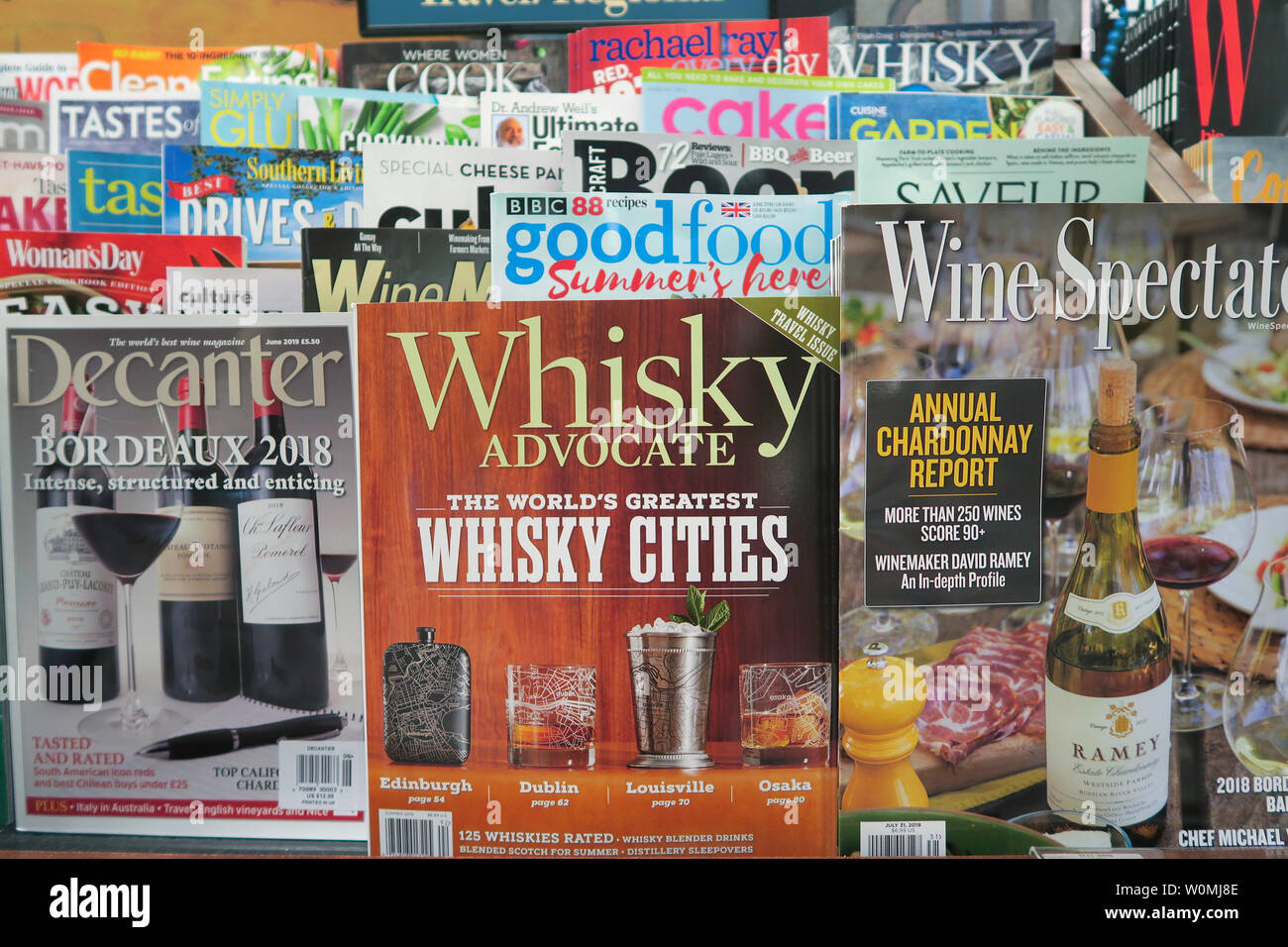 Magazine Stand Featuring Magazine Covers, NYC, US Stock Photo - Alamy