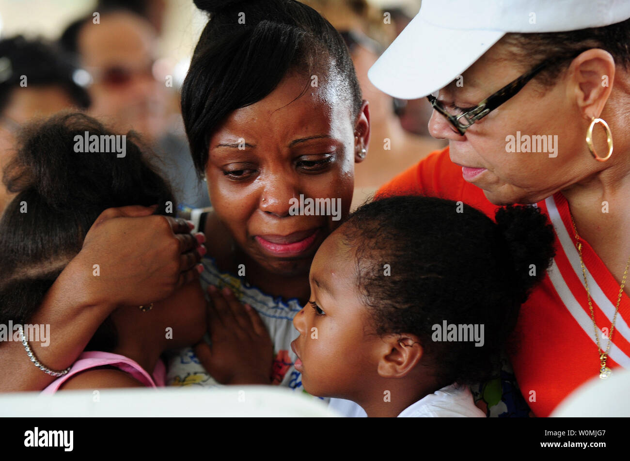 Who lost her sister hi-res stock photography and images - Alamy