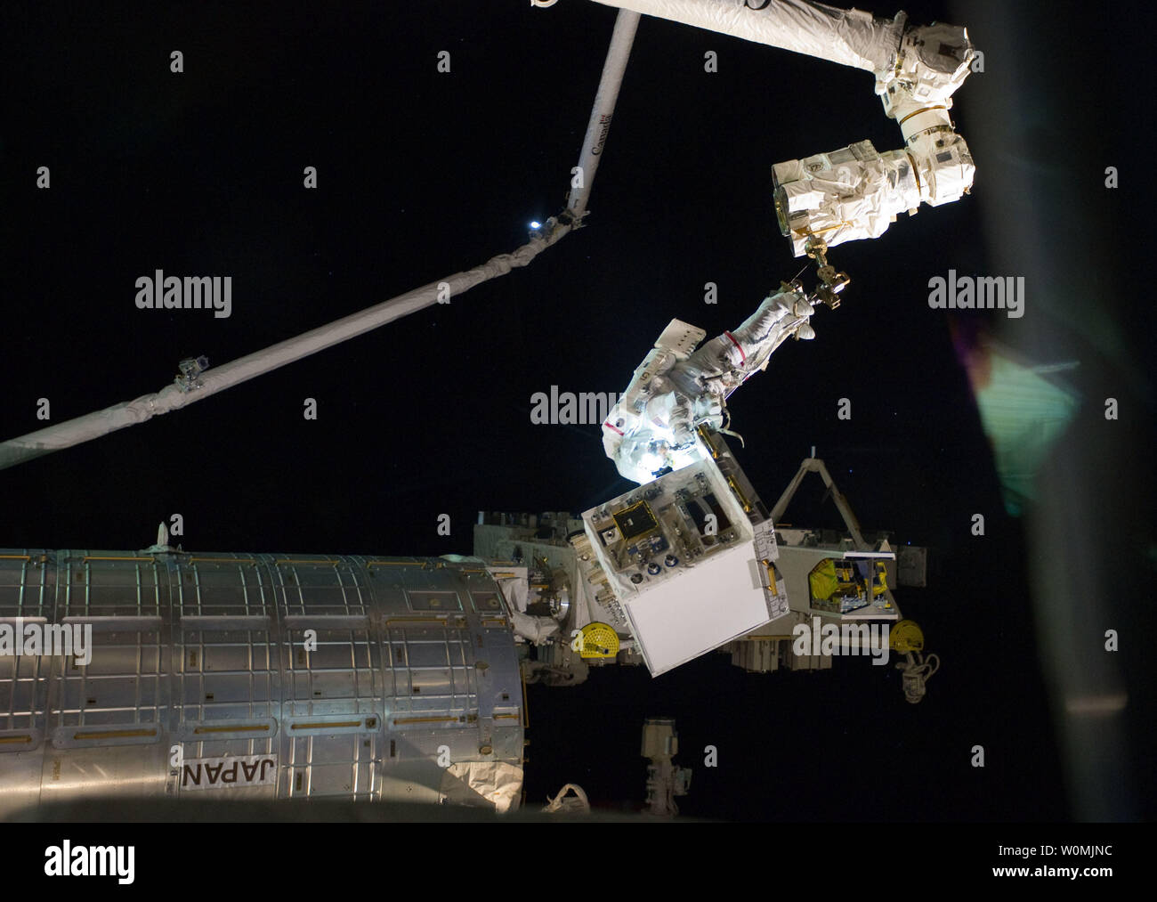 Nasa remote manipulator system hi-res stock photography and images - Alamy