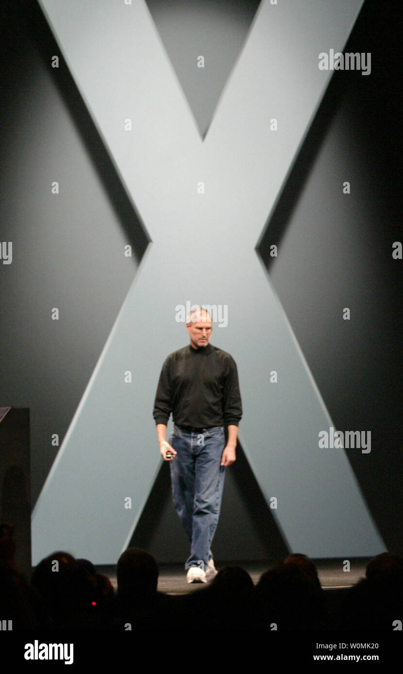Steve jobs apple expo hi-res stock photography and images - Alamy