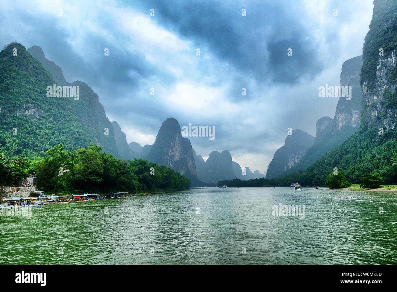 Guilin landscape hi-res stock photography and images - Alamy