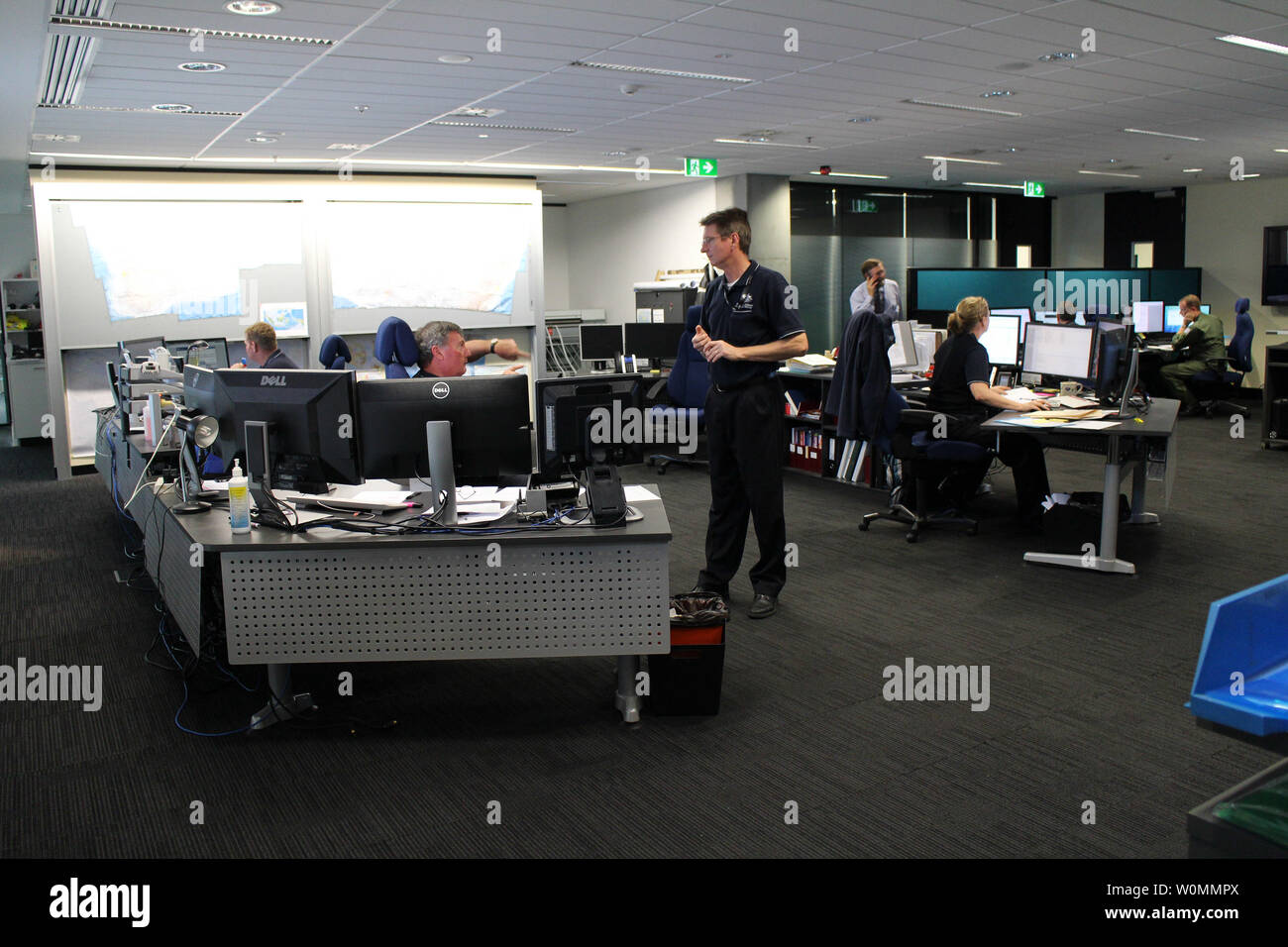 Mh370 search hi-res stock photography and images - Alamy