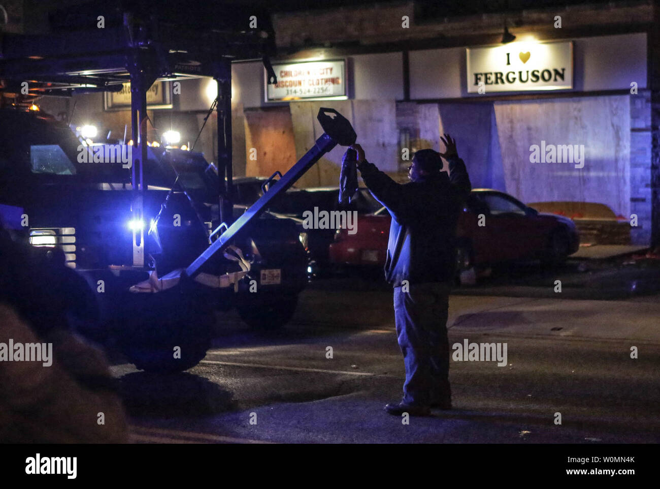 Mock riot hi-res stock photography and images - Alamy