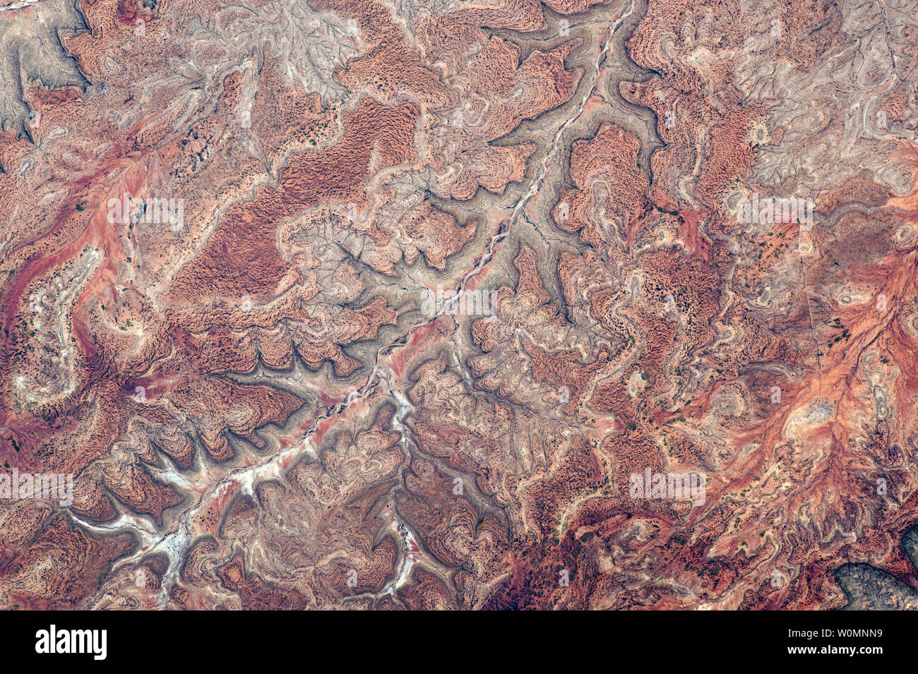Astronaut Kjell Lindgren posted this photo, taken on November 14, 2015 ...