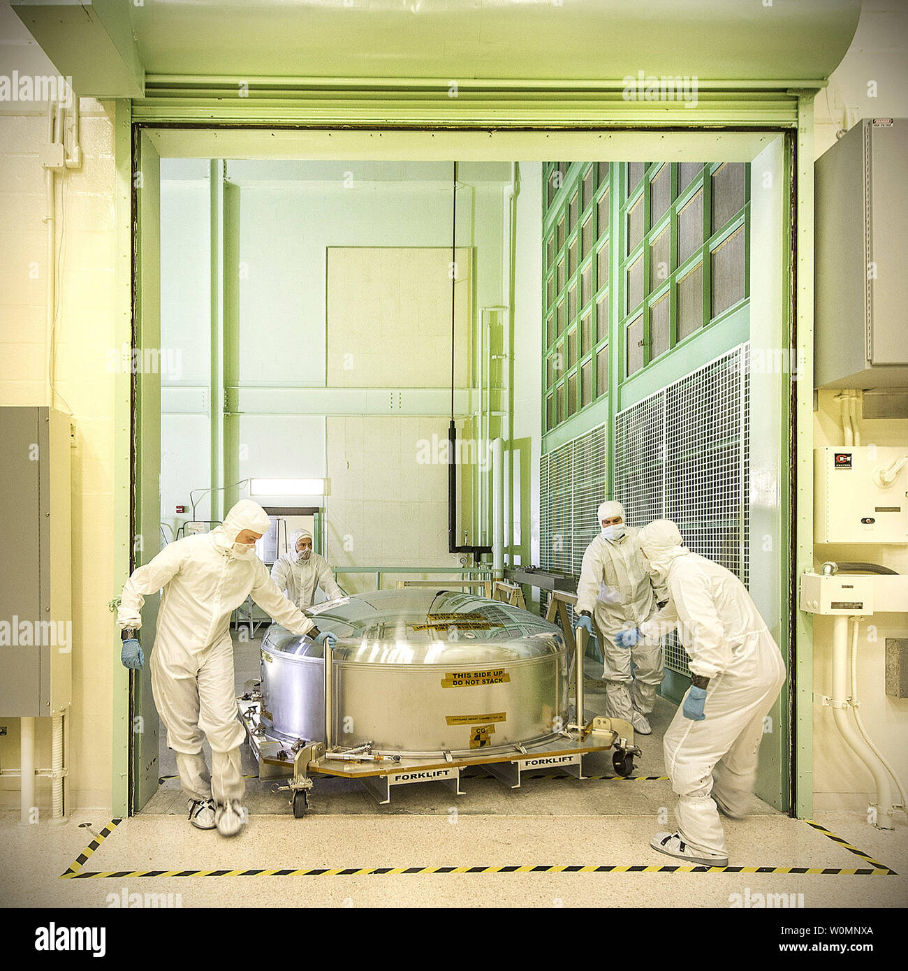 James webb space telescope hi-res stock photography and images - Alamy
