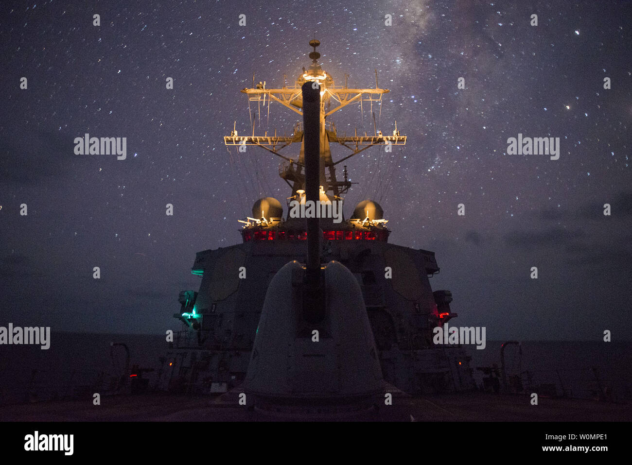 The guided-missile destroyer USS Gonzalez (DDG 66) transits the Gulf of ...