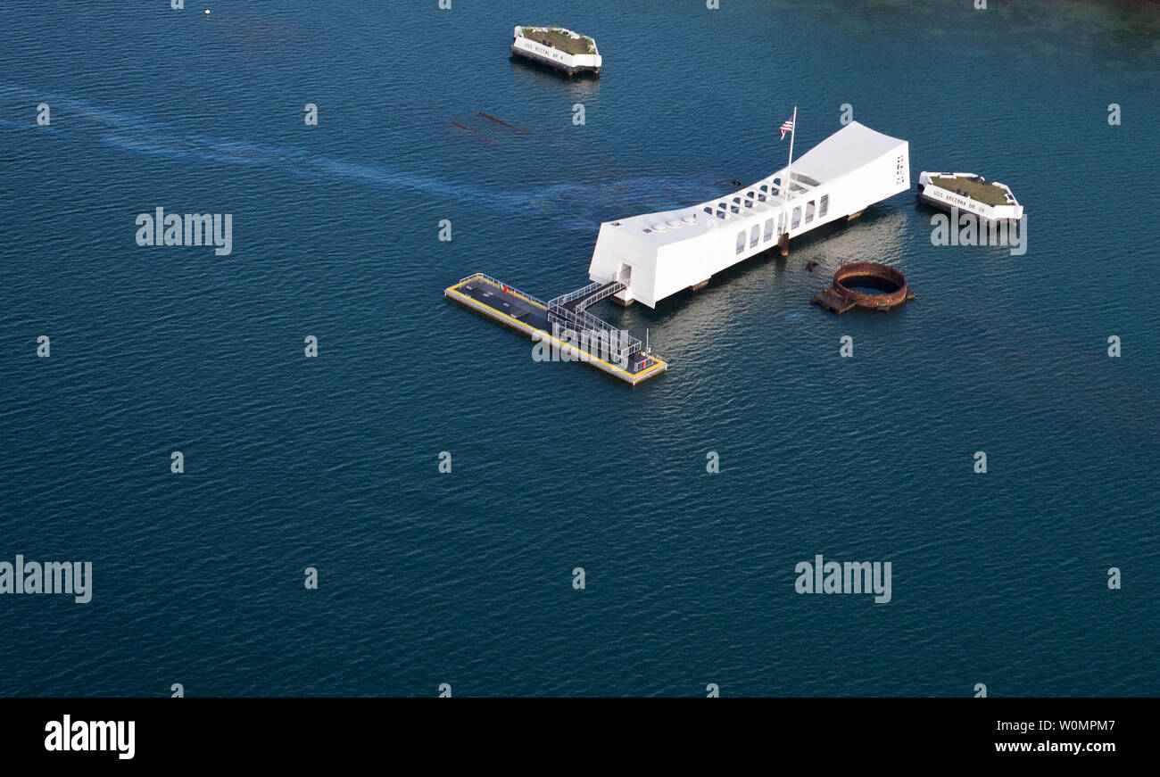 Pearl harbor memorial aerial hi-res stock photography and images - Alamy
